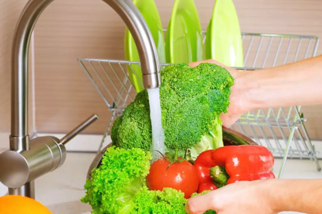 9 Food Items Which Are A Great Substitute To Water To Keep Your Body ...