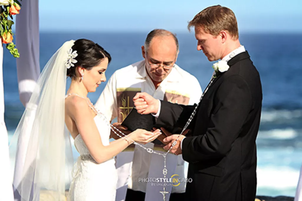 13 Crazy And Unique Wedding Traditions From Around The World