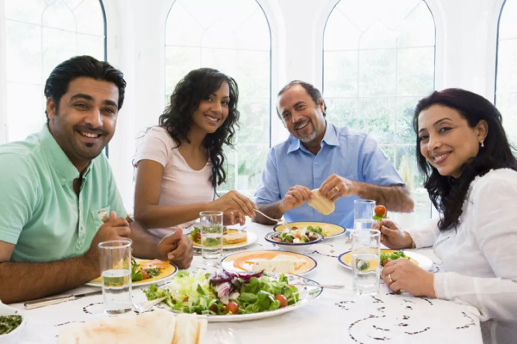 10 Exciting Ways Indian Couples Can Make Romance Possible In A Joint Family