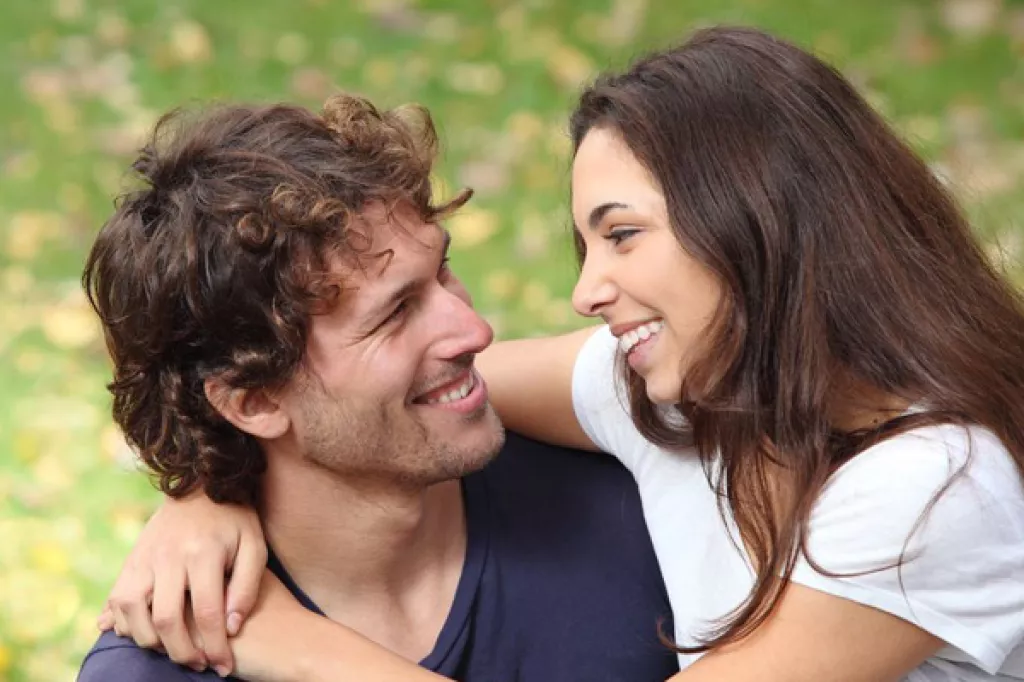 10 Exciting Ways Indian Couples Can Make Romance Possible In A Joint Family