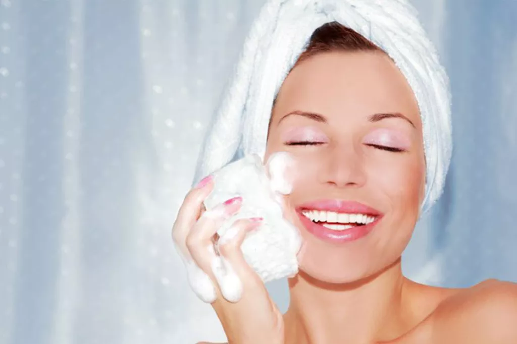 Expert Reveals Night-Time Beauty Secrets For Glowing Skin