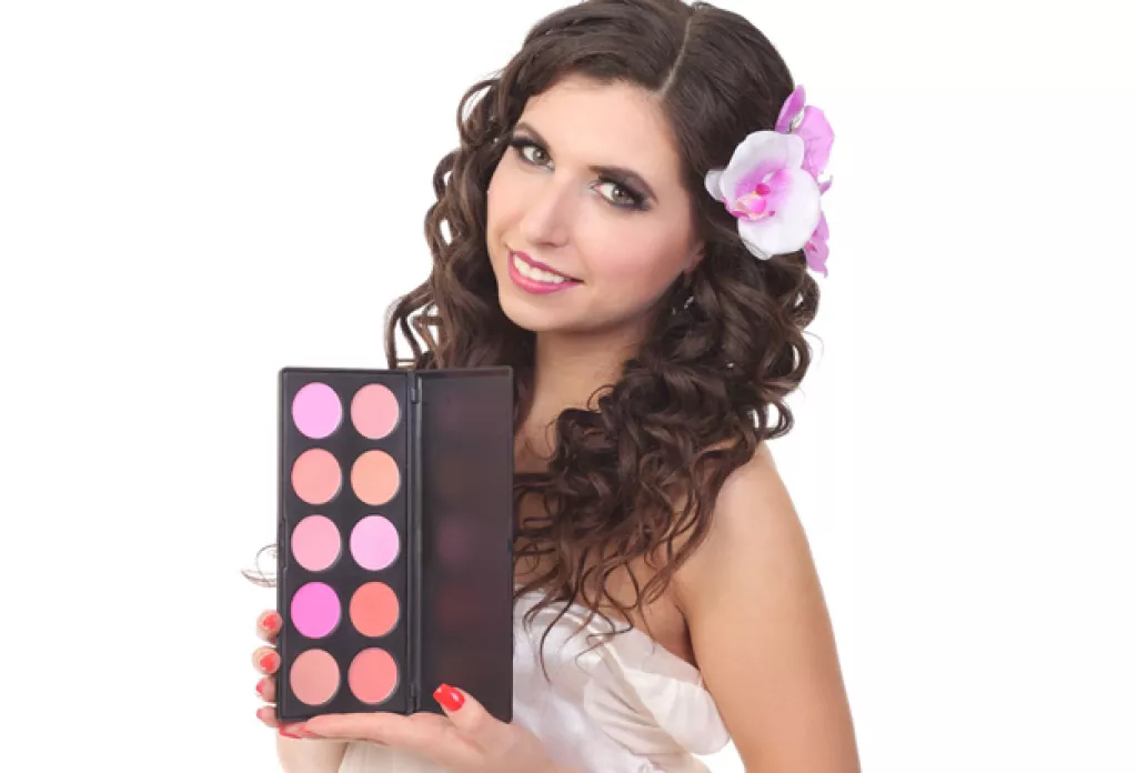 8 Amazing Makeup Hacks That Every Girl Must Try