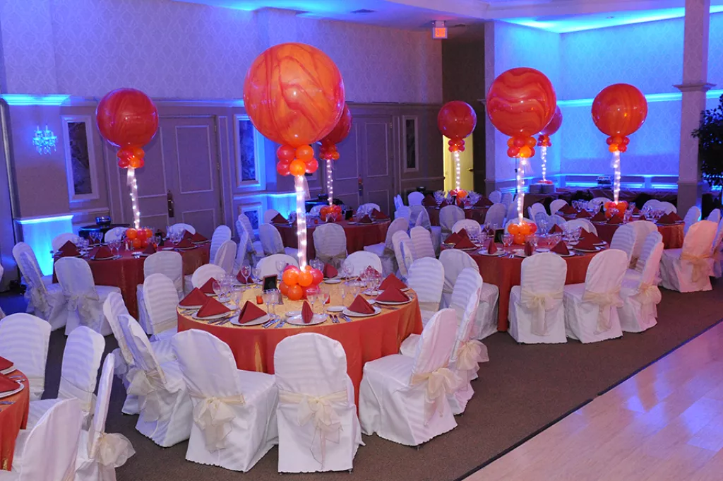 9 Incredibly Awesome Ways To Add Balloons To An Indian Wedding Decor
