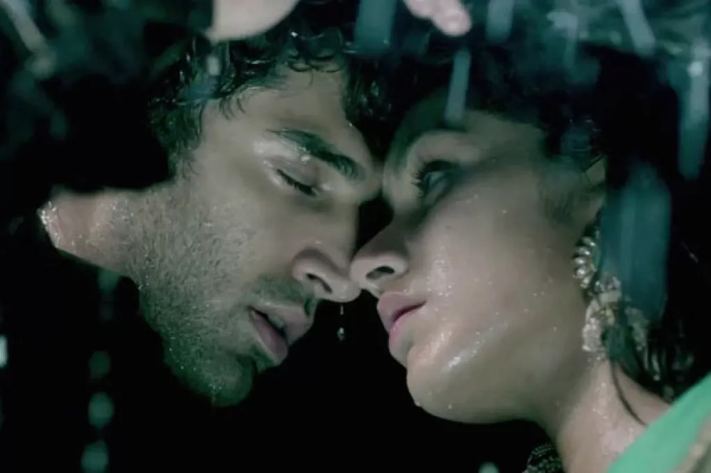 10 Most Romantic Dating Moments That Eventually Vanish After Marriage