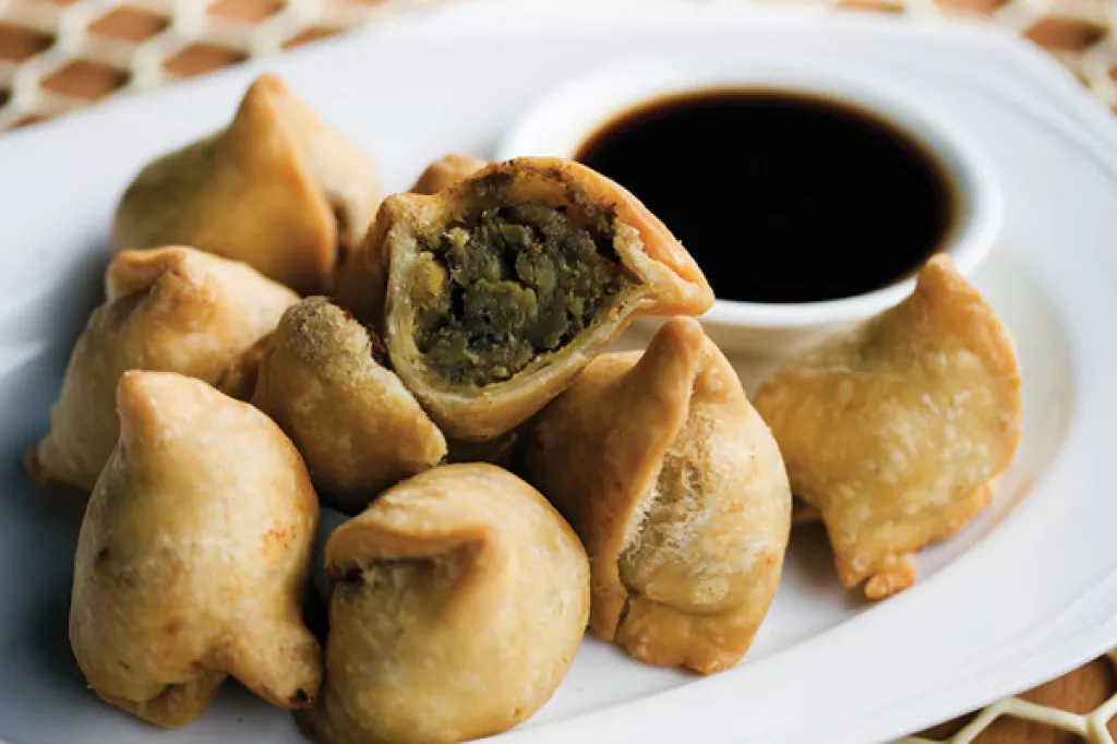 Must-Have Food Items At A Bengali Wedding