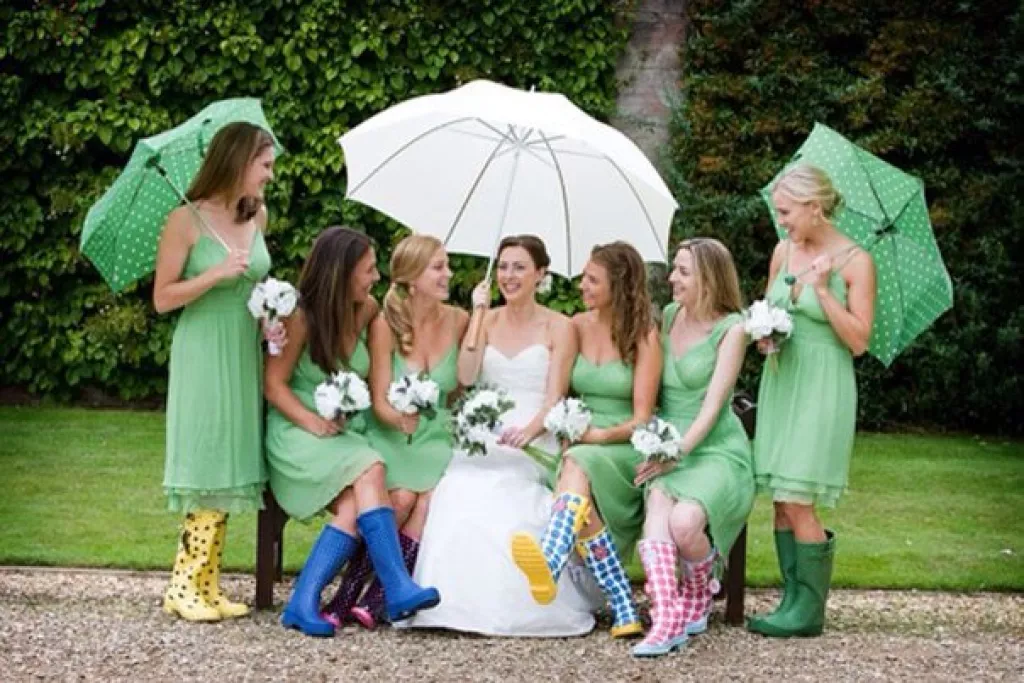 Brilliant Tips To Survive Rain On Your Wedding Day