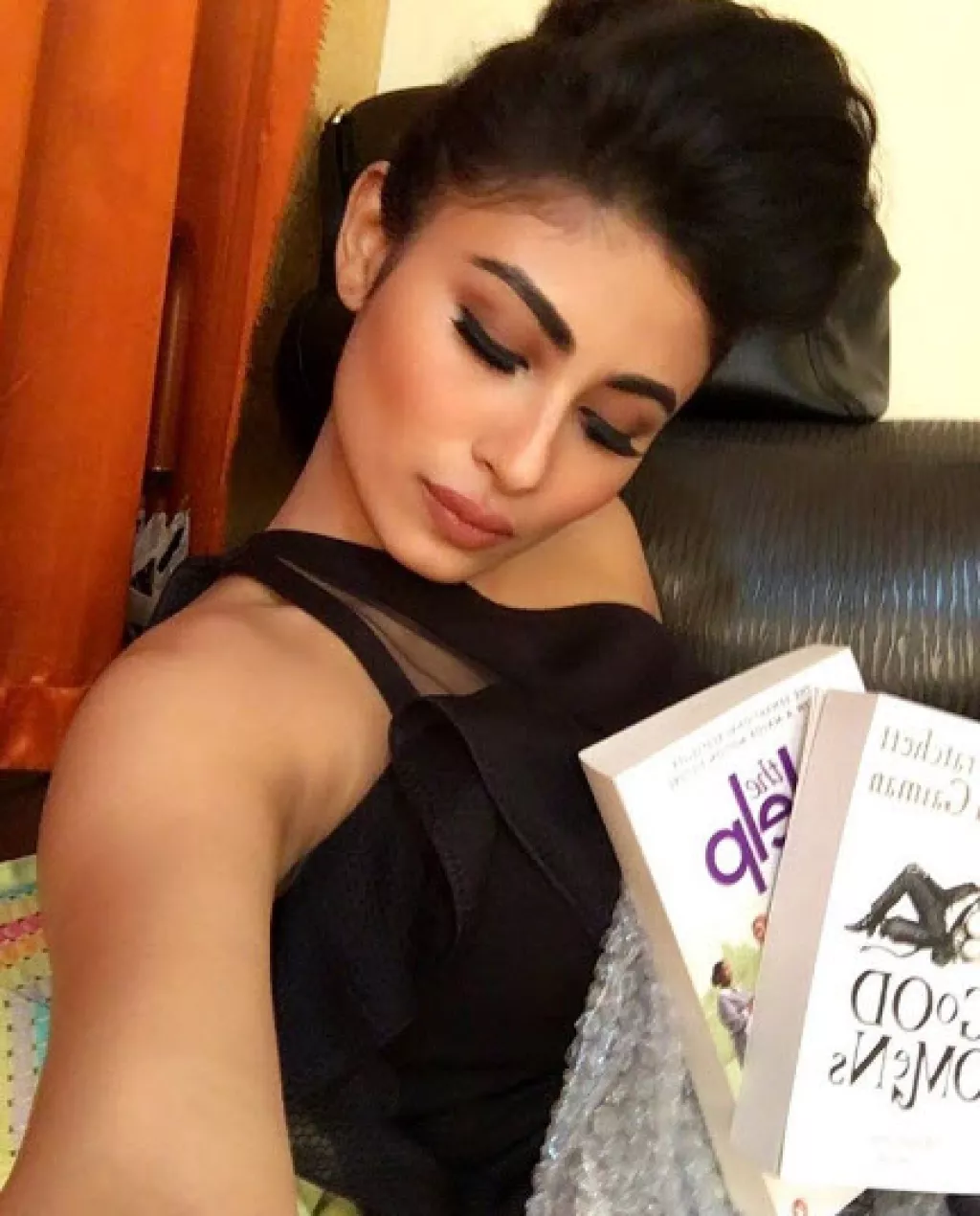 5 Useful Tips That Will Help You Look Stunning On Camera