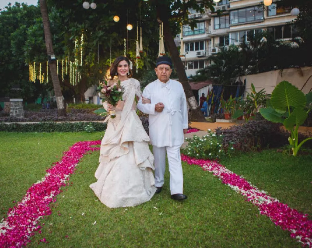 YouTubers Sherry Shroff And Vaibhav Talwar Are Finally Married And The ...