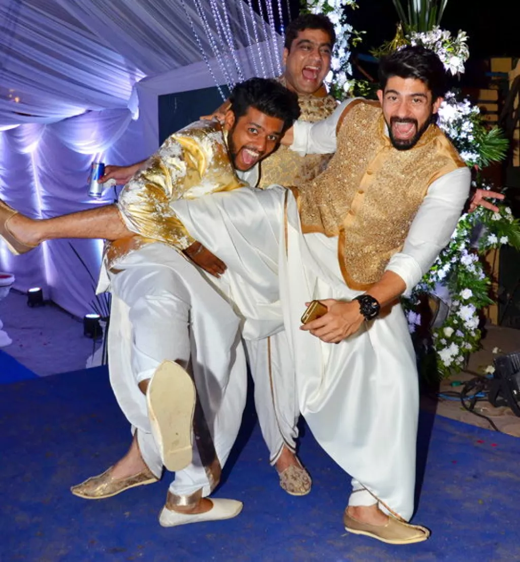 'Gustakh Dil' Fame Actor Faisal Raza Khan Ties The Knot With South ...