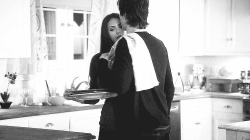 20 Signs That Confirm Your Partner Is Cheating On You