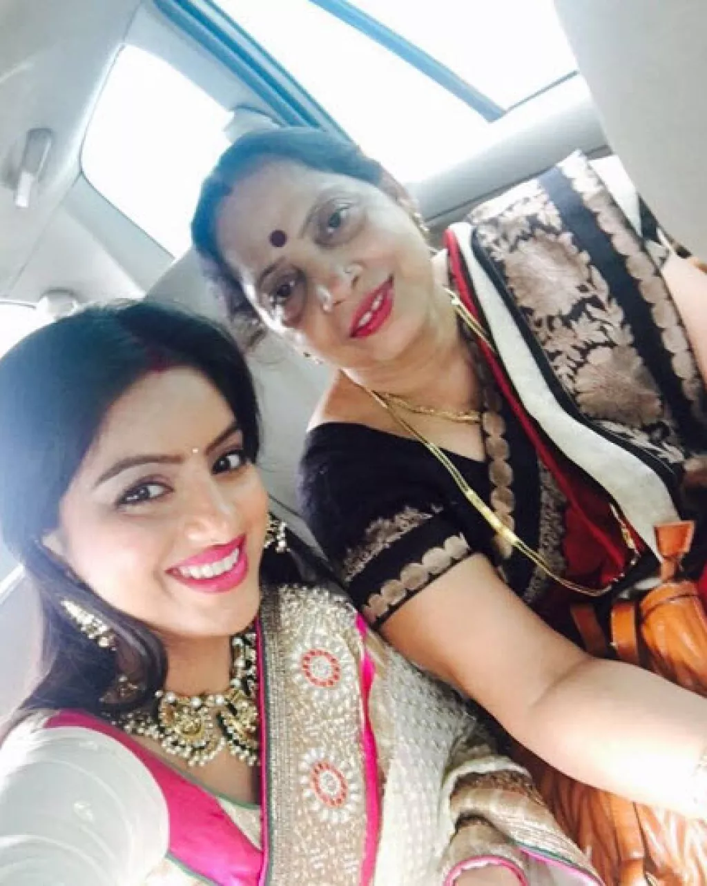 Sandhya Of 'Diya Aur Baati Hum' Looks So Amazing While Dancing At Her ...