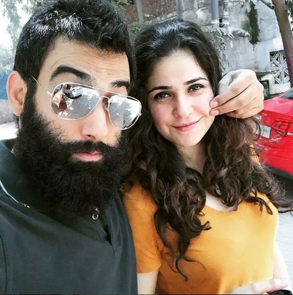 'Bajrangi Bhaijaan' Fame Meher Vij Is Married To Manav Vij | Cute Love ...