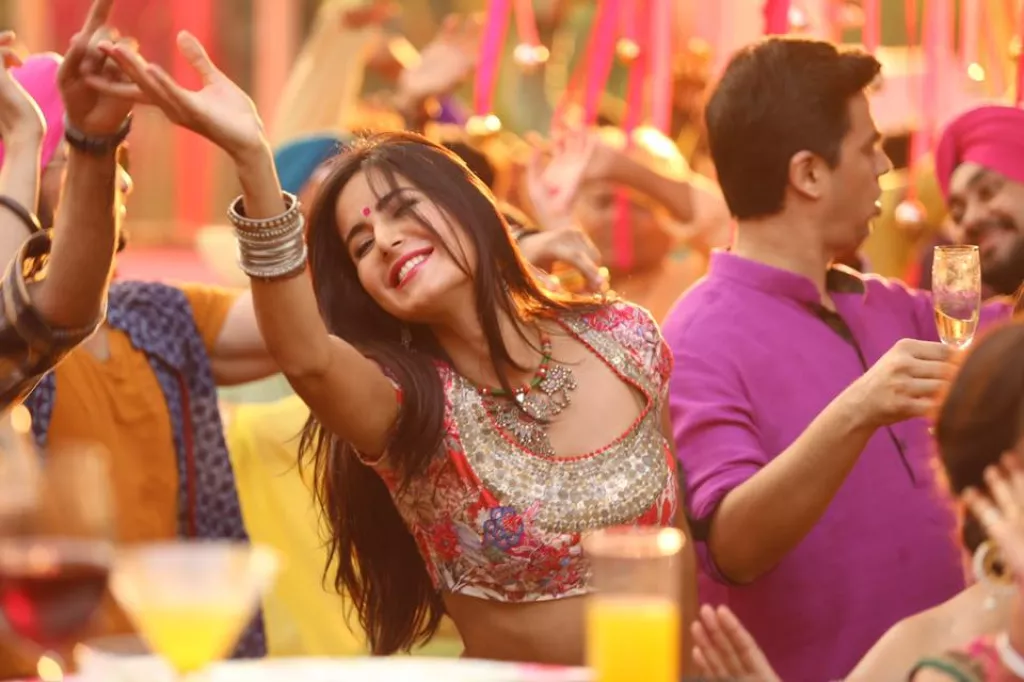 The Perfect Shaadi Song Is Here And We Cannot Stop Ourselves From Dancing