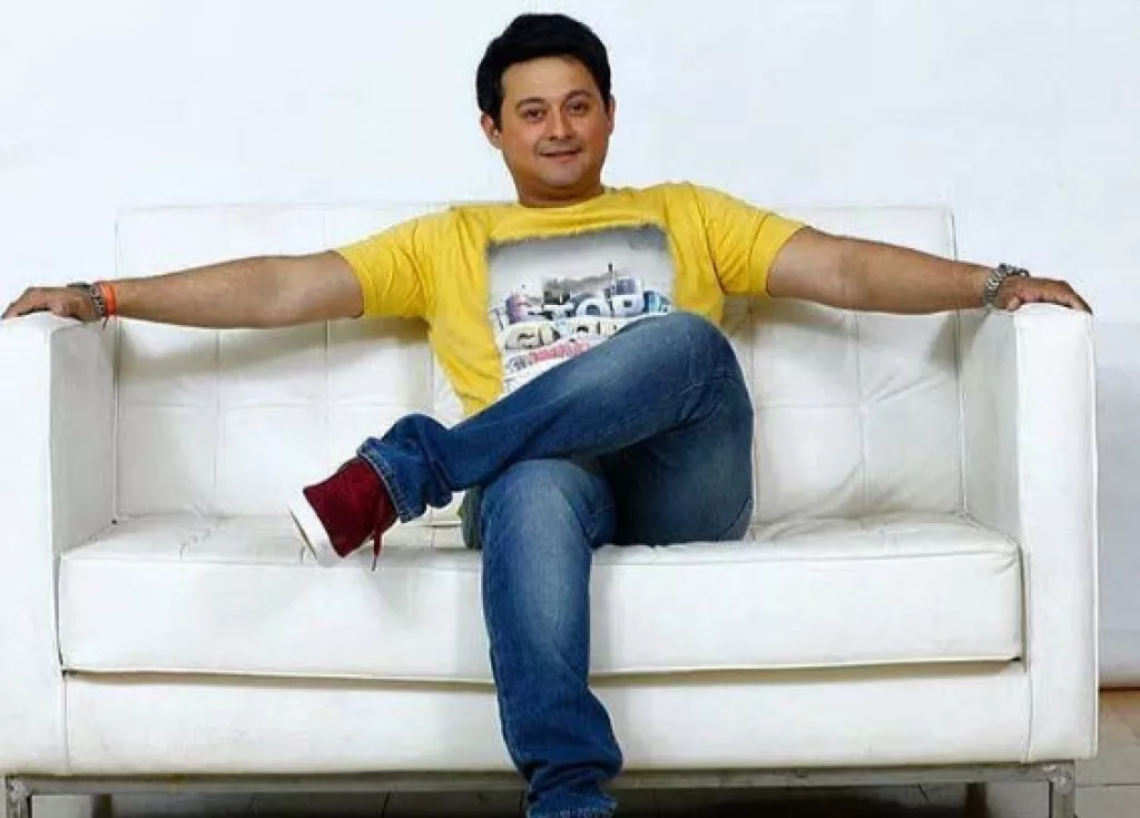 Famous Actor Swapnil Joshi Married Twice In Real Life And Both The ...