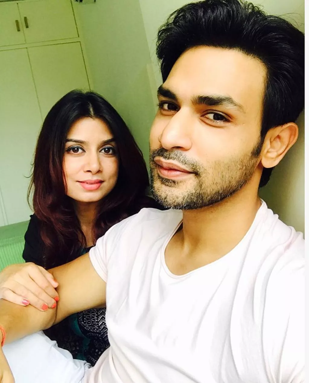 Naman Shaw And Neha Mishra's Pictures From Their Pre-Wedding Mehendi ...