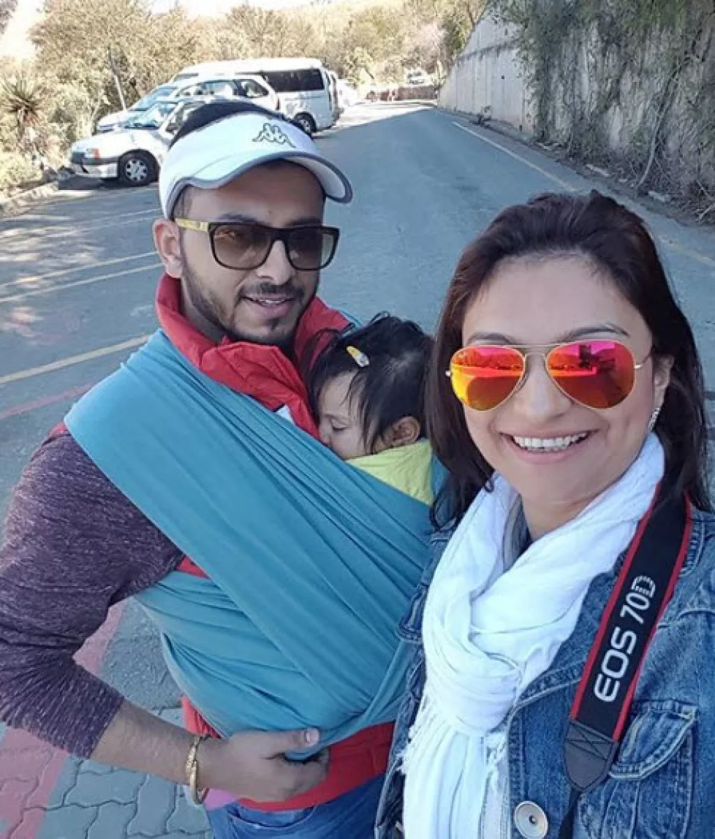 Dimpy Ganguly Wishes 2nd Anniversary To Hubby In An Emotional Manner ...