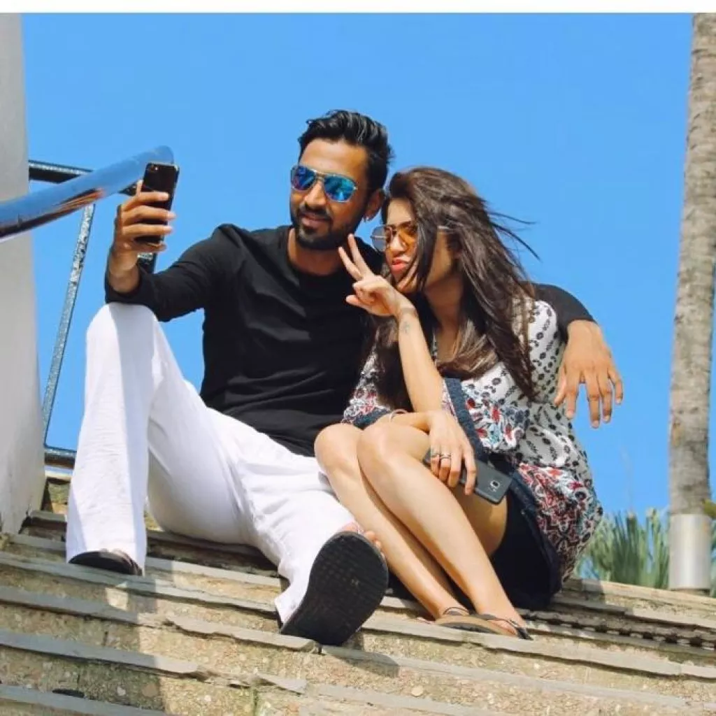 Hardik Pandya Dance Video At His Brother Krunal Pandya Mehendi Ceremony