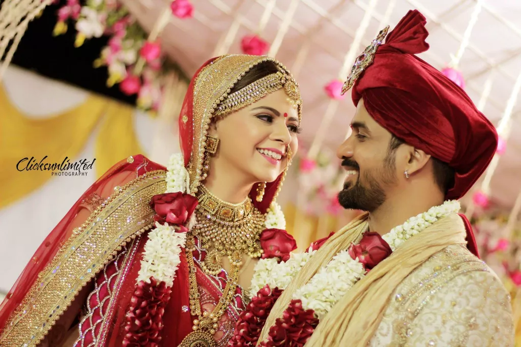 The Complete Wedding Album Of Rucha Gujarathi Is Here And It Is Stunning