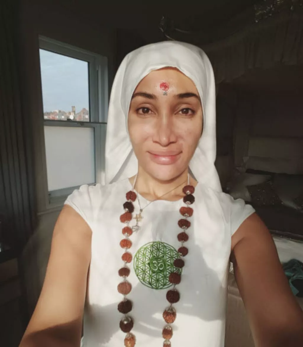 Self-Proclaimed 'Nun' Sofia Hayat Gets Engaged Against Her Claims Of ...