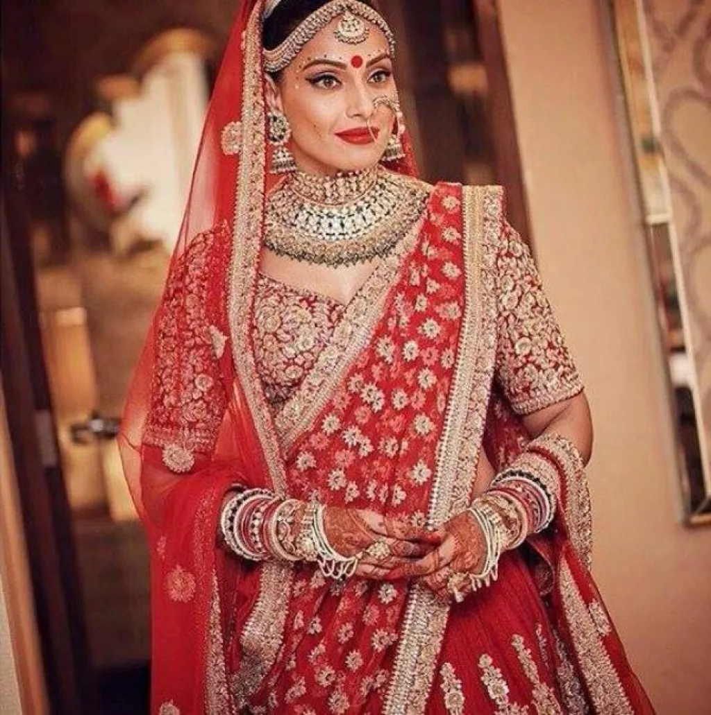 5 Ways In Which The Colour 'Red' Is Deeply Connected To Indian Weddings