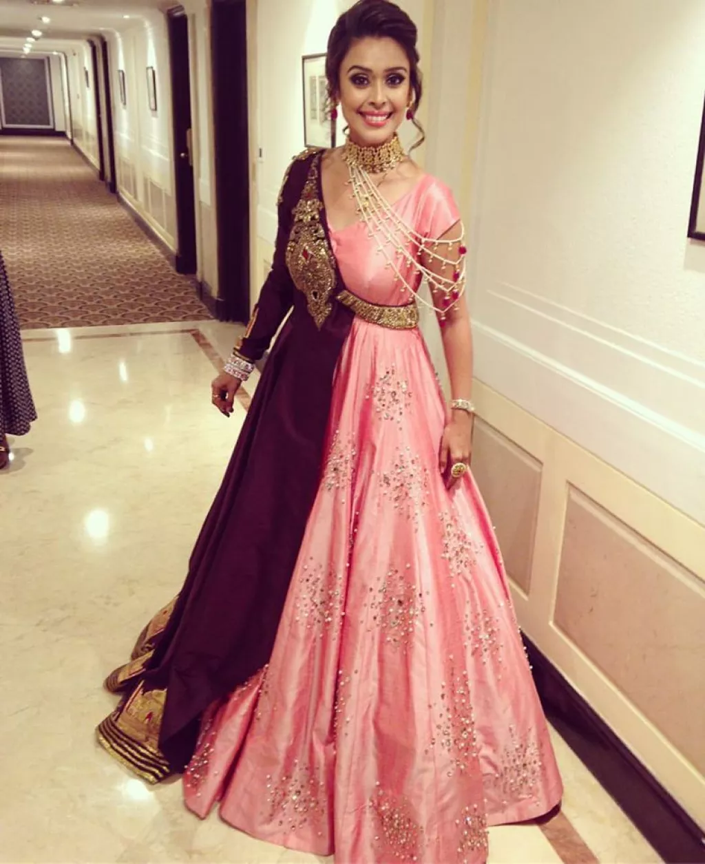 Complete Wedding Album Of Famous Bollywood Actress Hrishita Bhatt And ...