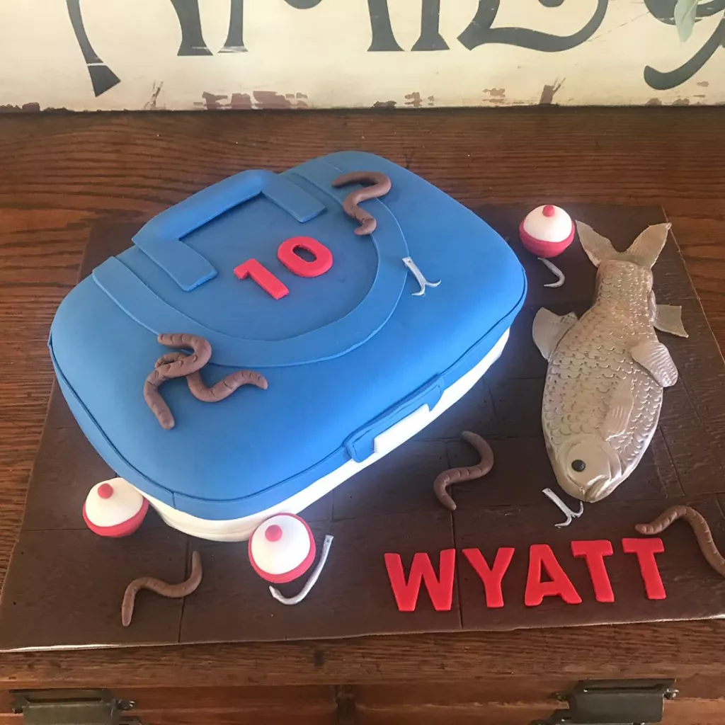 16 Creative And Stylish Cakes All Grooms Can Choose For Their Bachelor ...