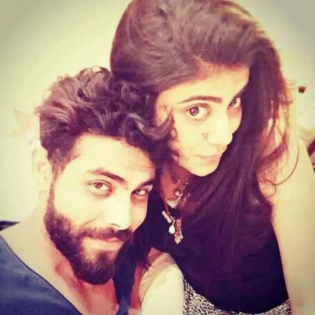Ravindra Jadeja And His Pretty Wife Rivaba Solanki Become Happy Parents ...