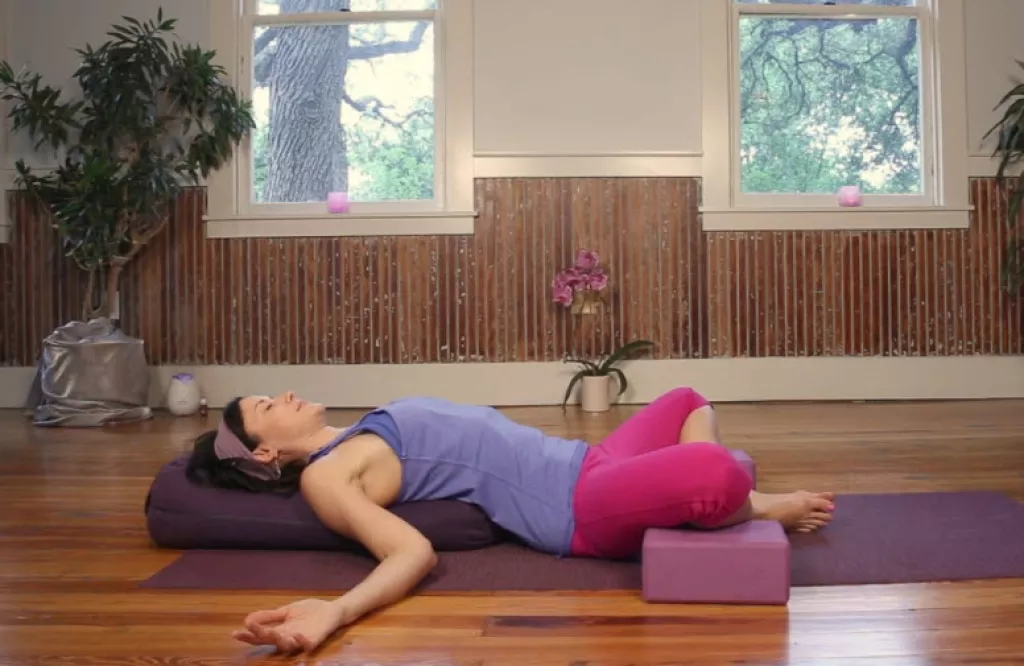 9 Effective Yoga Exercises For Relieving Period Cramps