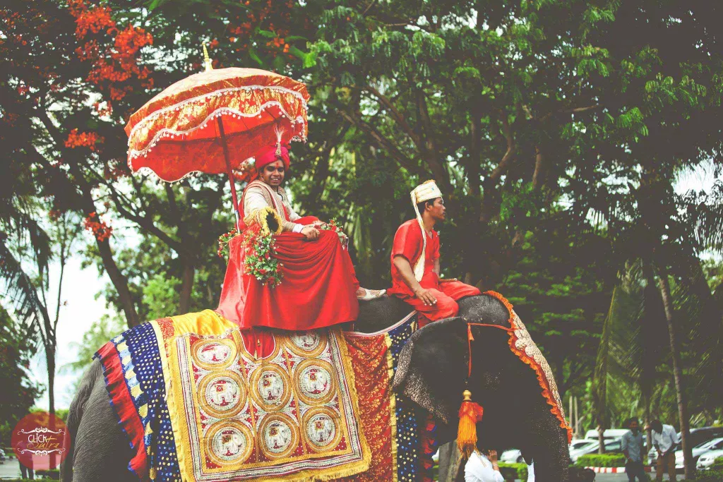 15 Best Ways Couples Can Make A Grand Entry At Their Reception Party