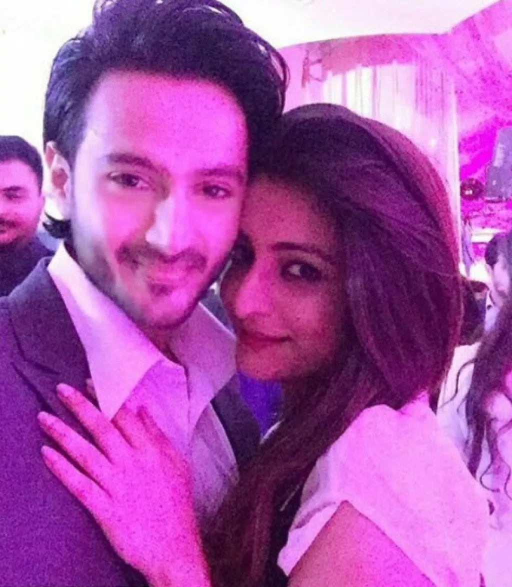 TV Actor Dhruv Bhandari Ties The Knot With Choreographer Shruti Merchant