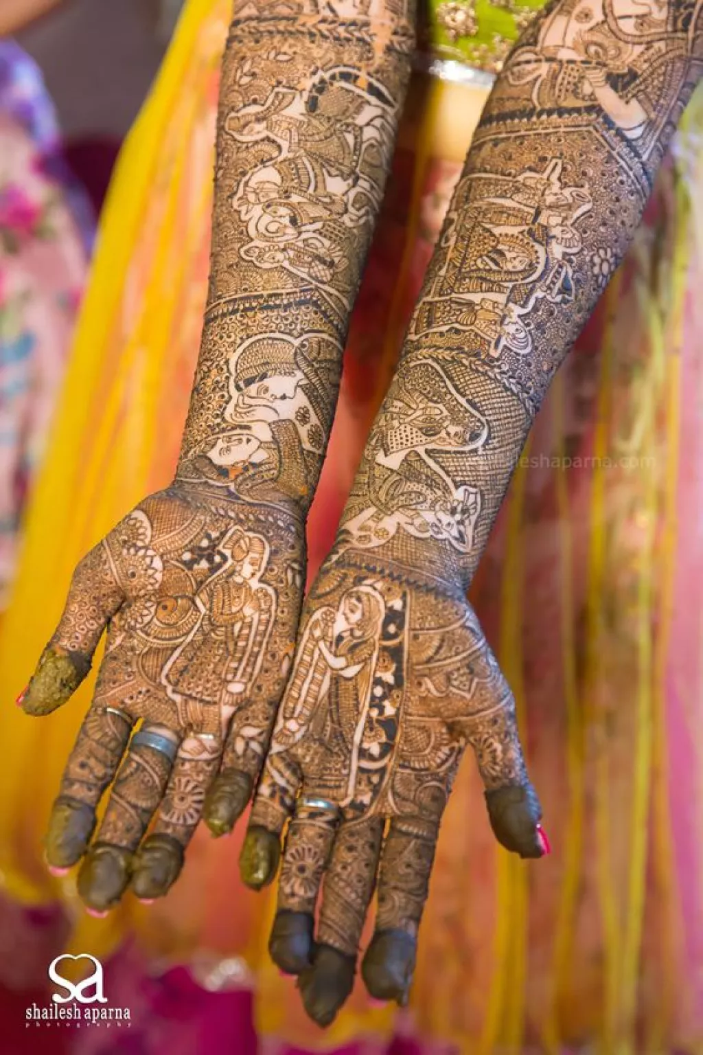 From Caricatures To Moving Doli, 60 Creative Full Hands Bridal Mehendi ...