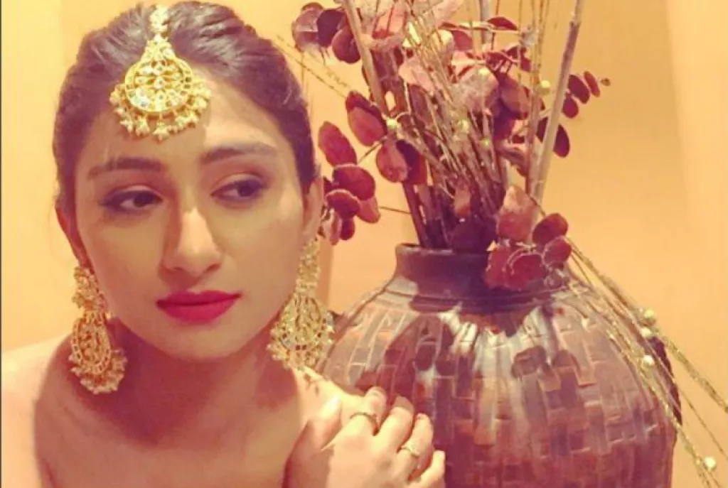 Mohena Kumari Singh Of 'Yeh Rishta Kya Kehlata Hai' Fame Secretly Gets ...
