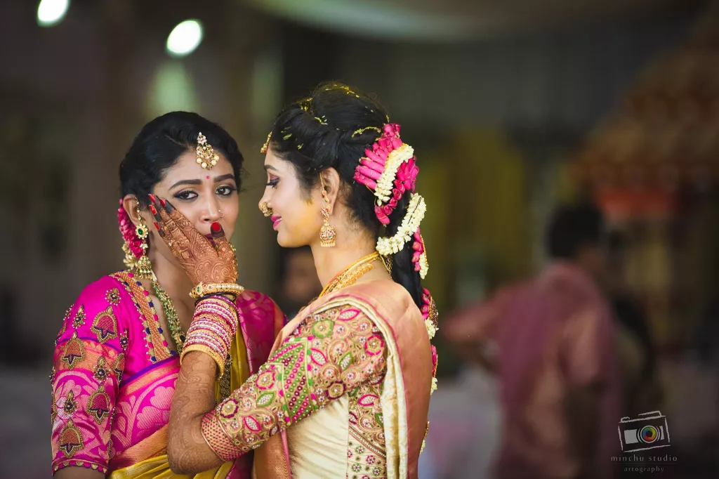 15 Beautiful 'Vidaai Moments' From Real Indian Weddings That'll Bring ...