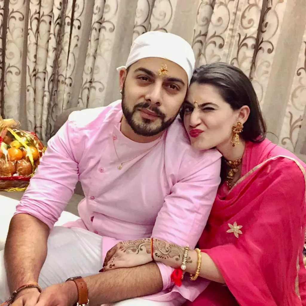 'Mere Angne Mein' Fame Karam Rajpal Gets Engaged To Shivaleeka In A ...