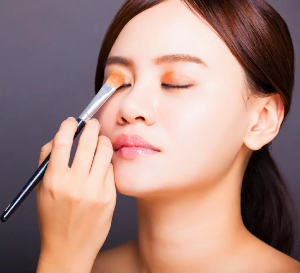 10 Basic Makeup Hacks Every Girl Need To Know Who Loves Makeup