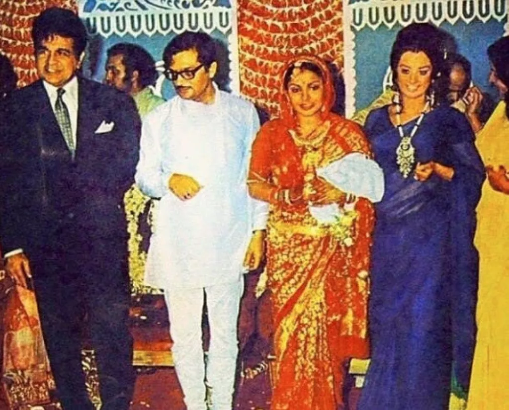 Raakhee And Gulzar Love Story: One Condition And A Fateful Night Which ...