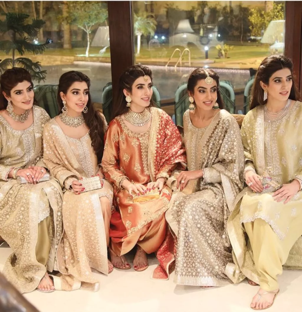 Pakistani Bride Wore Sabyasachi Green Matka Lehenga And Looked Every ...