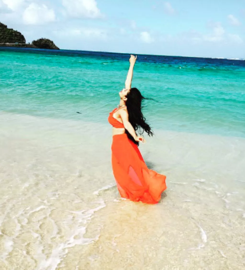 From Girl Next Door To Fashion Icon, Mouni Roy's Drastic Style Makeover ...