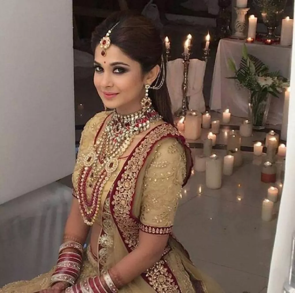 'Solah Shringar' For An Indian Hindu Bride: Hidden Meaning Behind It ...