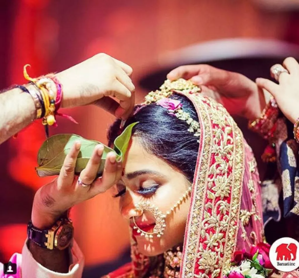 The Wedding Journey Of A Marwari Bride Is Loaded With Fun, Beautiful ...