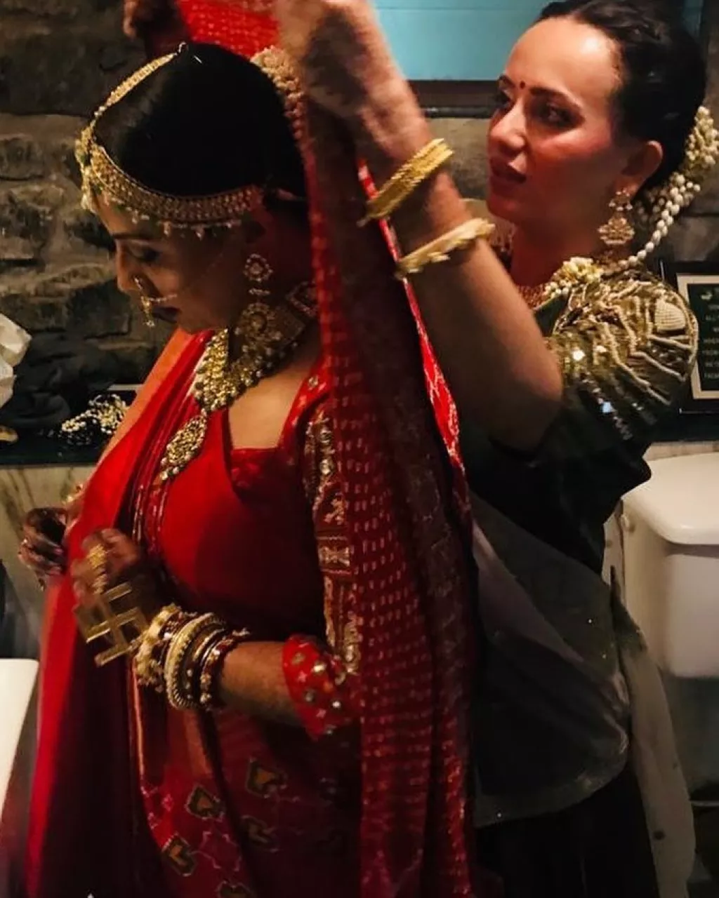 'Baa Bahoo Aur Baby' Actress, Suchita Trivedi Gets Married At 42, Her ...