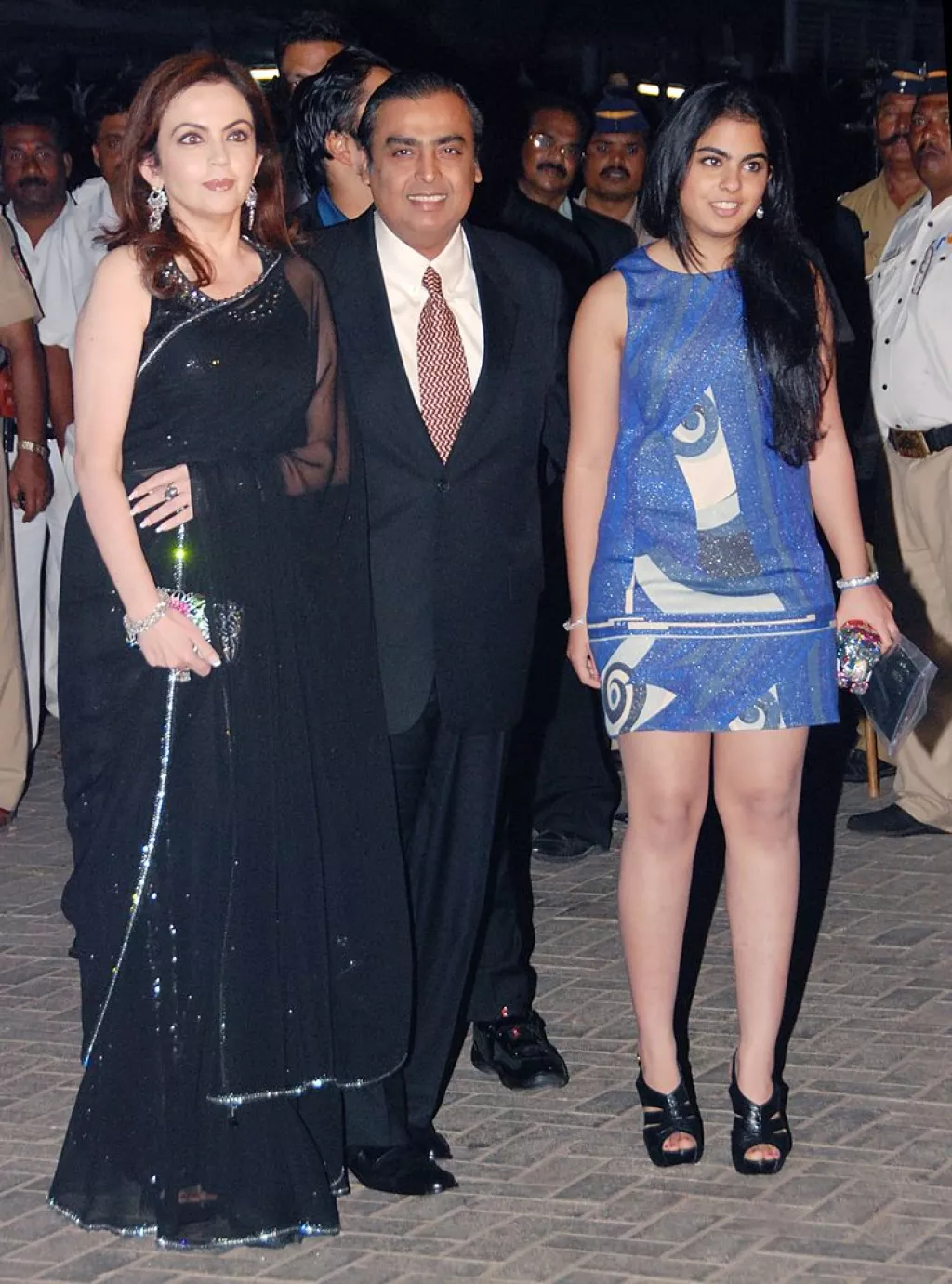 Unseen Childhood Pictures Of Isha Ambani, Akash Ambani And Anant Ambani Reflects Their Loving Bond