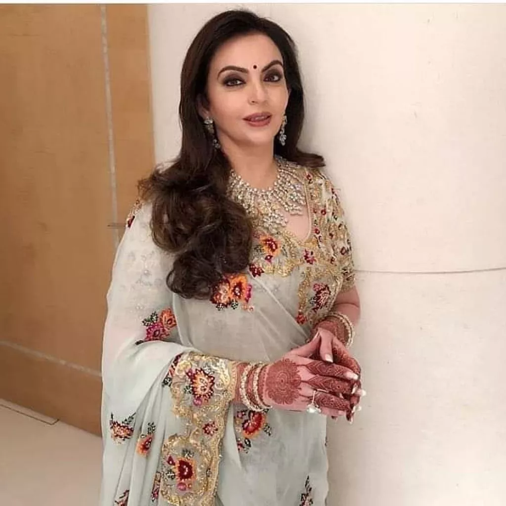 Nita Ambani's Perfect Traditional Looks For The Mother Of A Bride Or ...