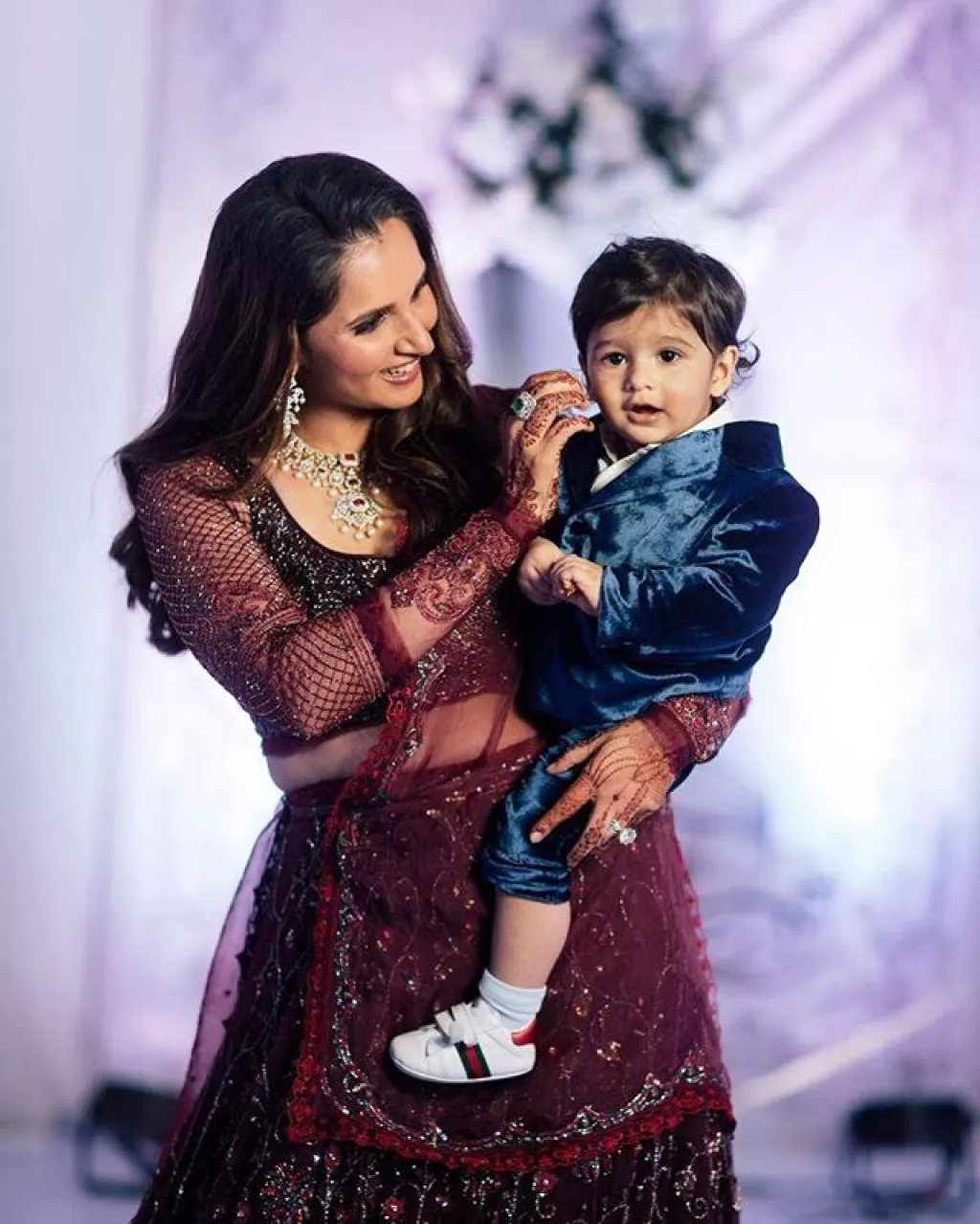 Anam Mirza And Mohammad Asaduddin Compete For A 'Dulha VS Dulhan ...