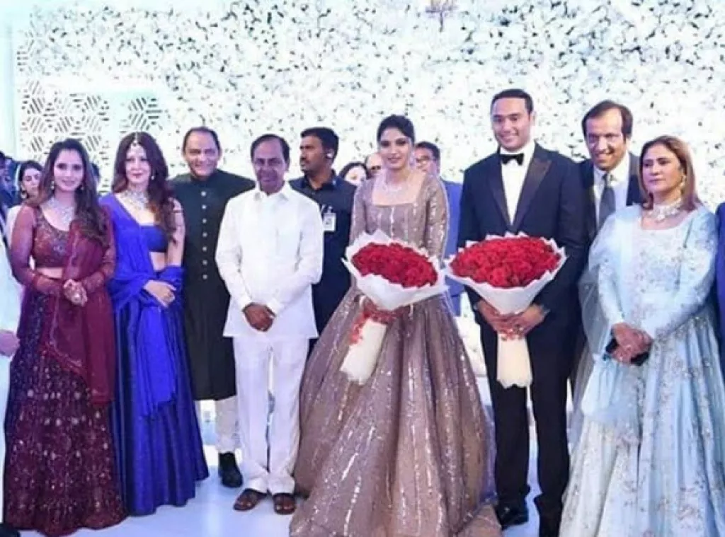Sangeeta Bijlani And Mohd Azharuddin Met Each Other At Anam-Asad's ...