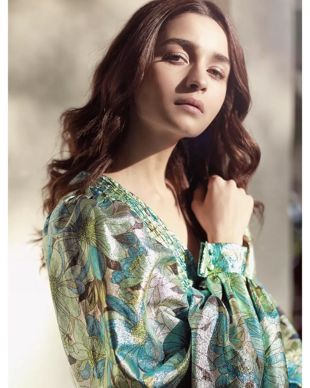 Alia Bhatt's Sister, Shaheen Bhatt Takes A Journey Down The Memory Lane ...