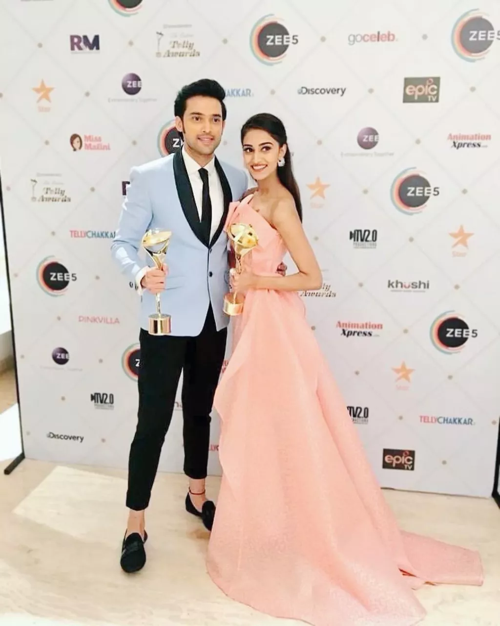 Parth Samthaan Welcomes Home A Brand New Mercedes Benz, His Mom Proudly ...