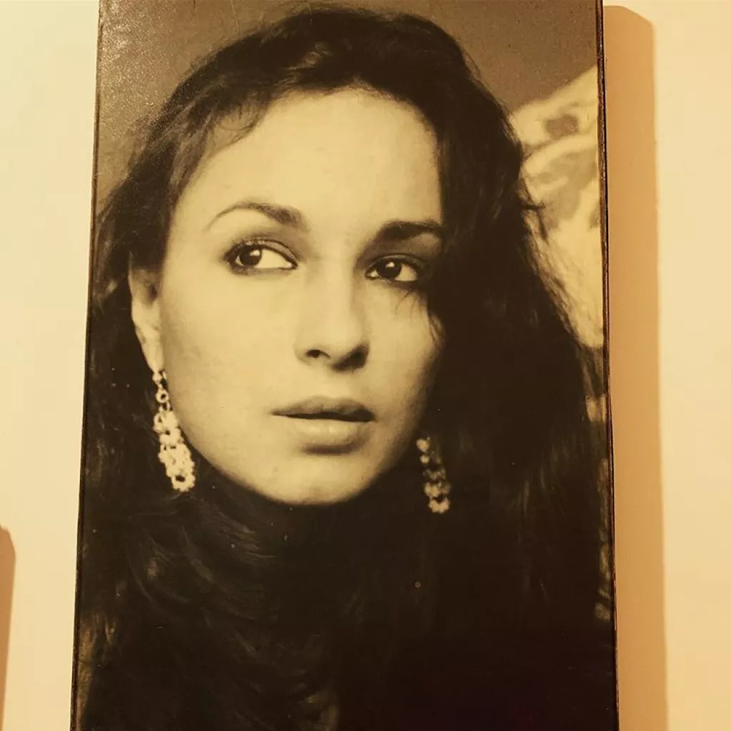 Soni Razdan Shares Throwback Pic When She Was 21, Fans Amazed By ...
