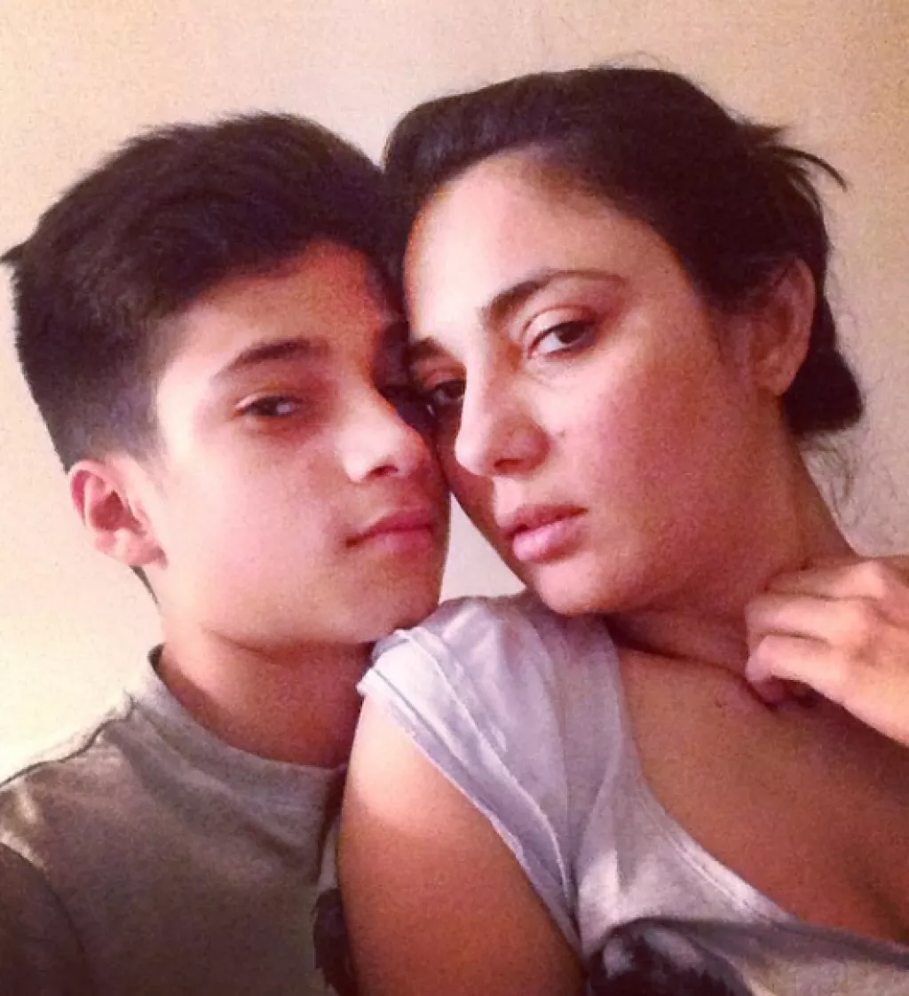 Pooja Ghai Shares The First Full Family Picture From Her Wedding With ...