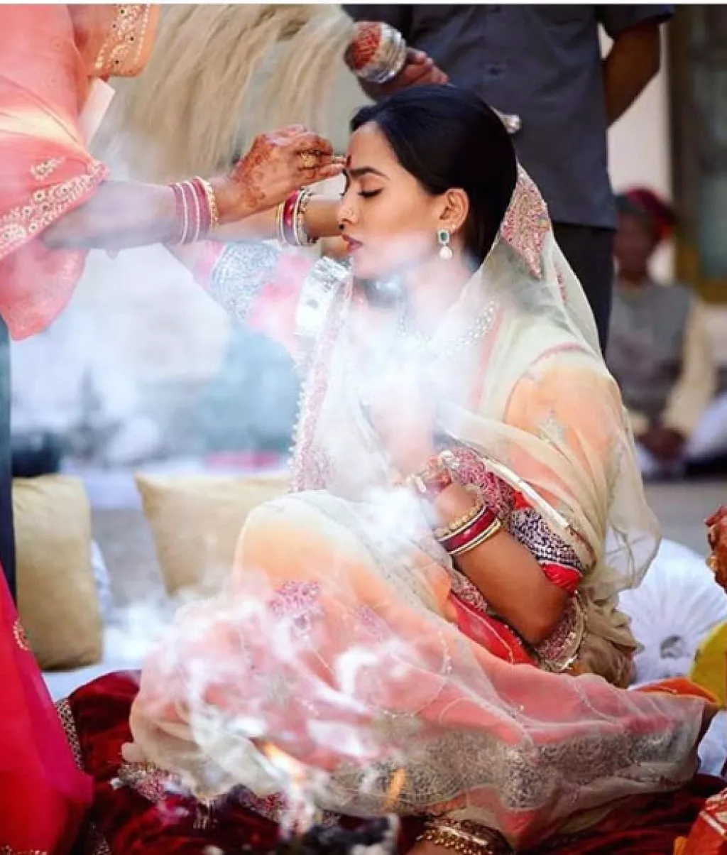 Journey Of A Rajput Bride From Chhattees Gunn To Pag Phera, Is An ...